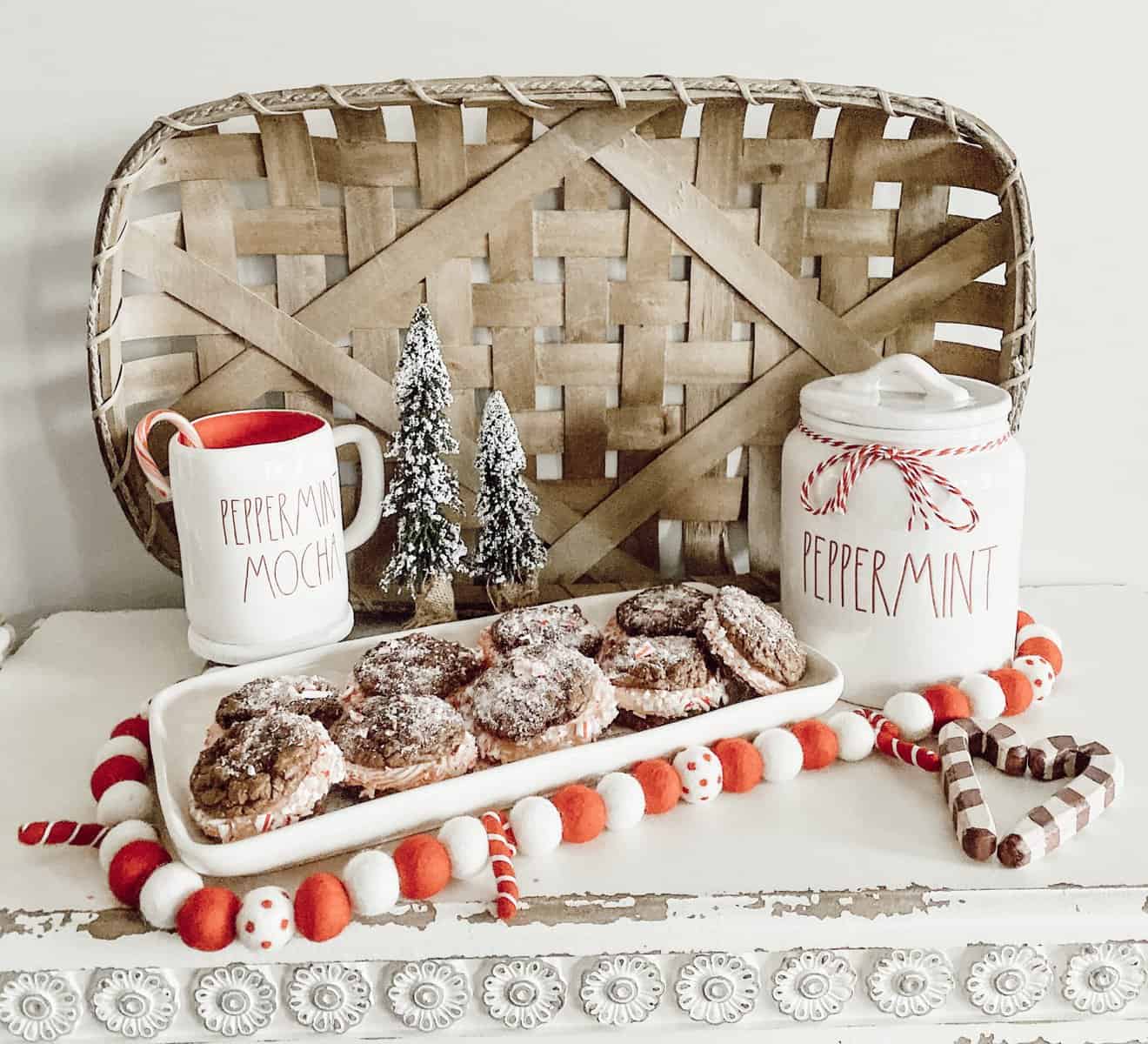 Christmas Cookie Display Ideas - Mornings on Macedonia