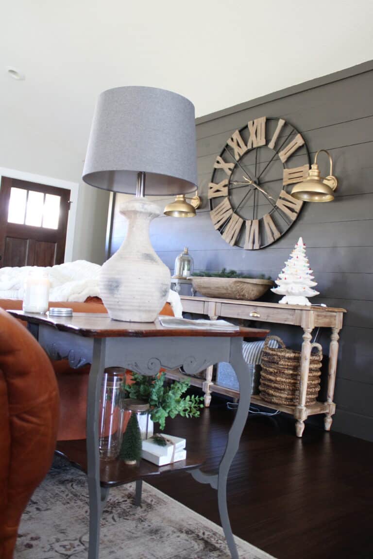 DIY Corner Table - Mornings on Macedonia