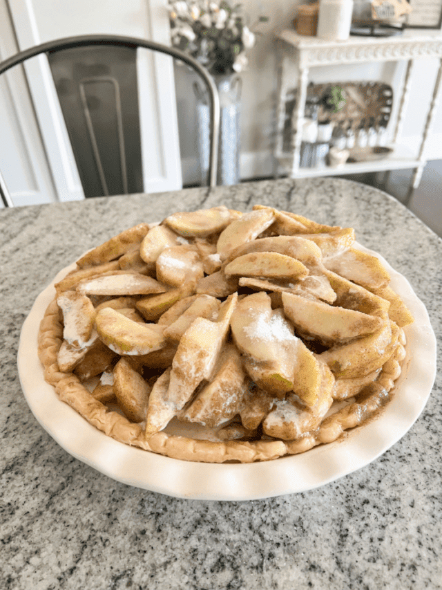 Easy German Apple Pie Recipe - Mornings on Macedonia