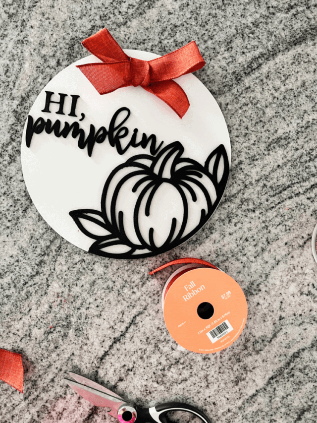 DIY Hi Pumpkin Wreath Sign - Mornings on Macedonia
