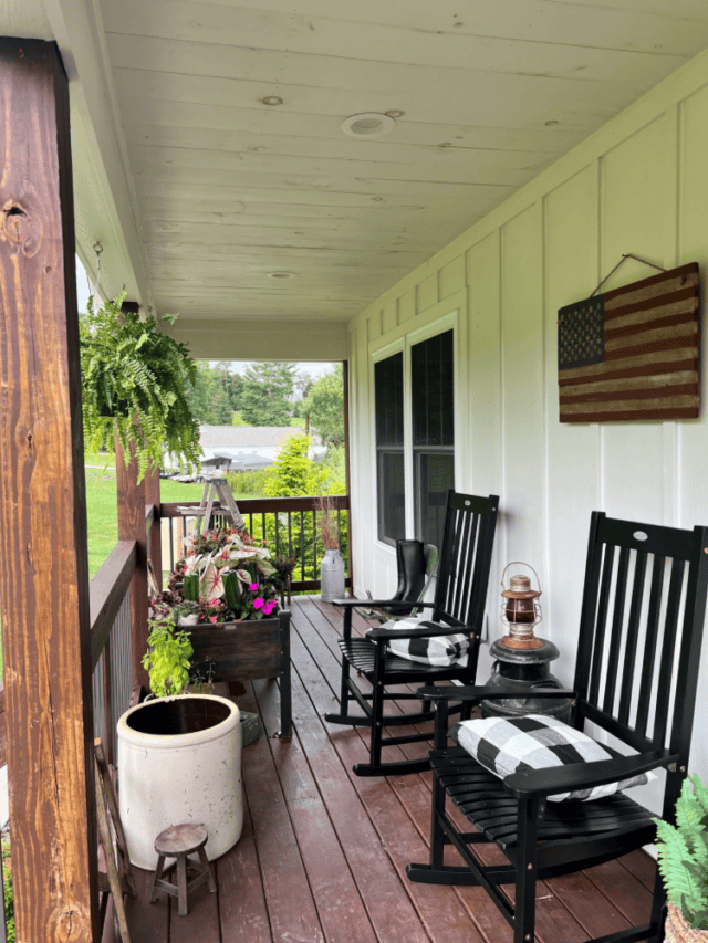 Front Porch Makeover - Mornings on Macedonia