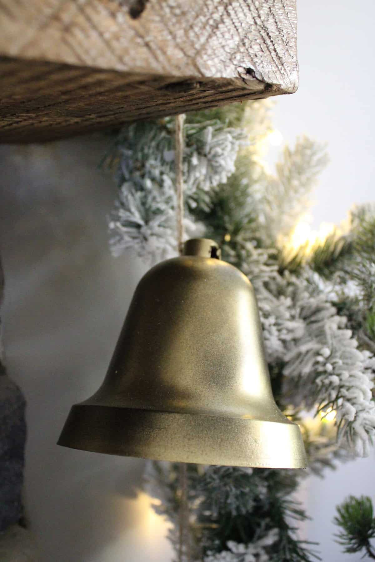DIY Christmas Bells - Mornings on Macedonia