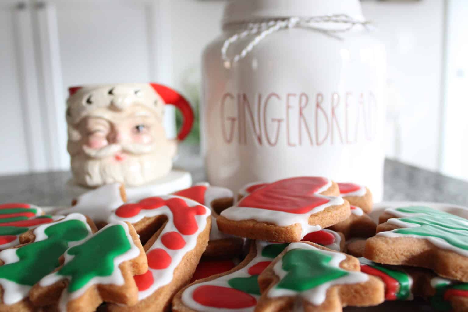 Soft Cut Out Gingerbread Cookies - Mornings on Macedonia